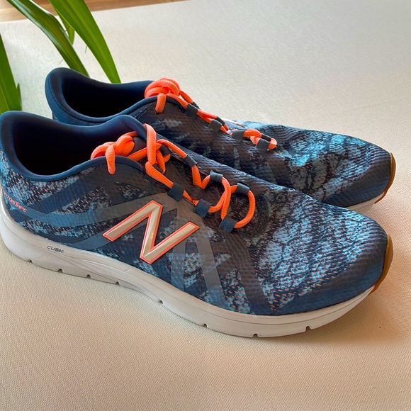New Balance | Shoes | New Balance 81 Marathon Womens Running Shoes Size ...